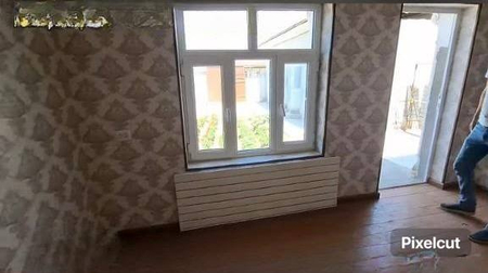 3 sotix uchaska sotiladi