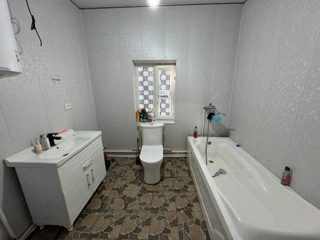 40 Sotiqli tayyor hovli sotiladi