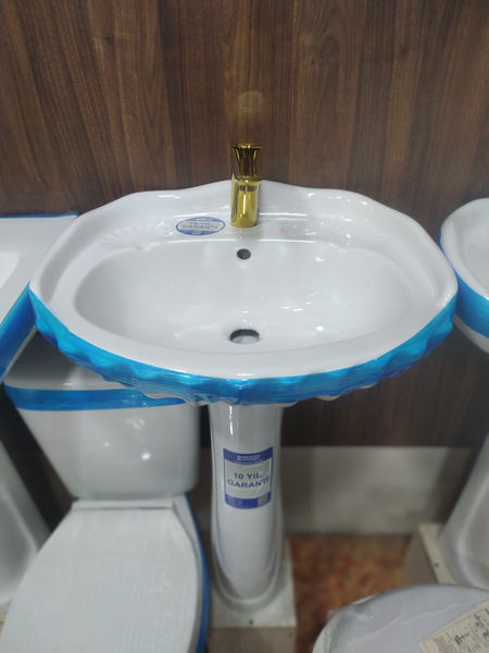 Unitaz smisitel  Rakvina