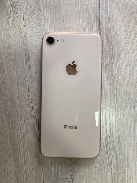 Iphone 8 holati ideal kh/a touch id ishlaydi