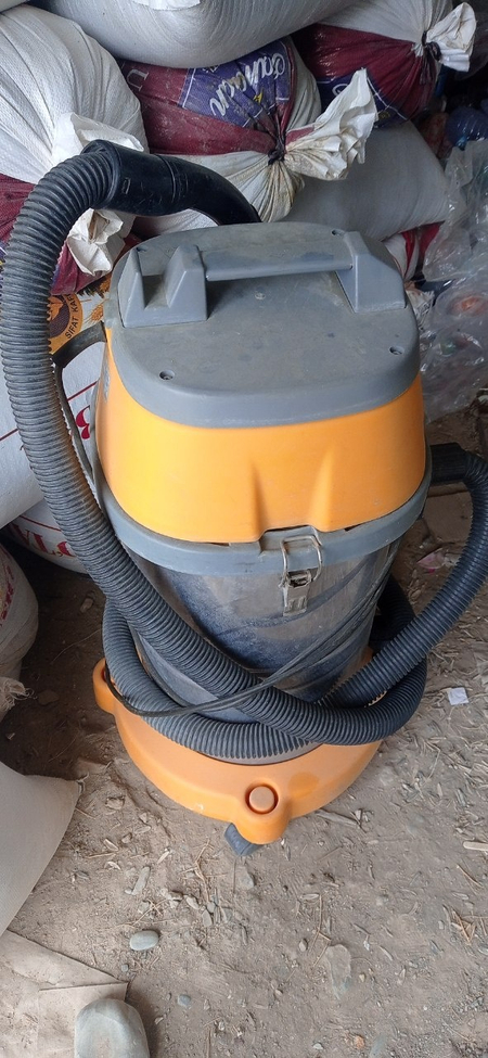 Pilisos va karcher sotiladi