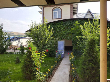 Dachalar bor arzon va sifatli bez makler