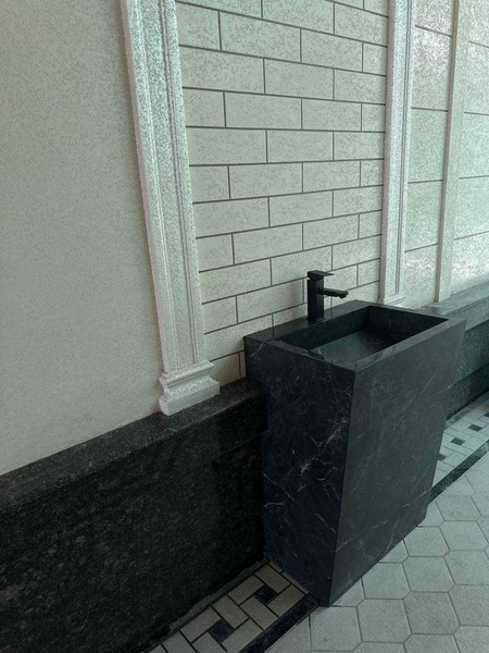 Keramagranitdan rakvina yasimza.