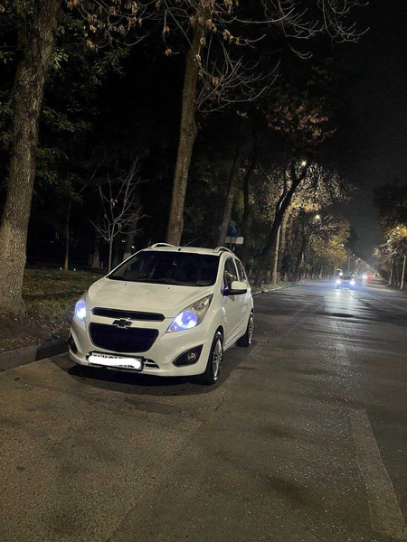 CHEVROLET SPARK 1,25 sotiladi. O\\\'zimni mashinam.