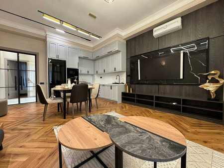 ЖК Skyline Towers продается новая квартира с авторским проектом