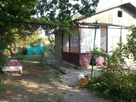 Dacha sotiladi !