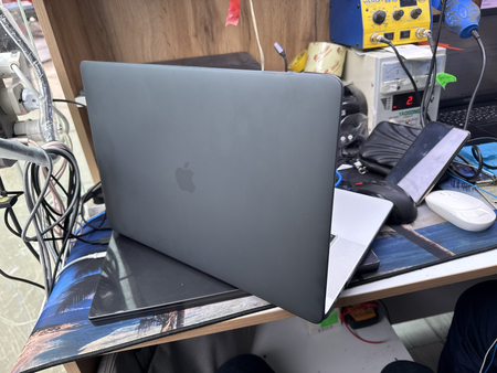 macbook pro 16 inch 2019 16/1t i9
