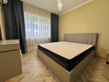 Сдам свою квартиру,на Садыка Азимова, Ц 1