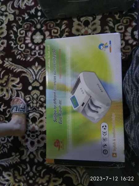 Pul sanaydigan apparat
