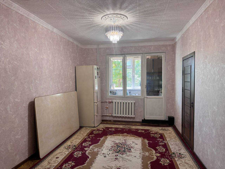 Продается 2-х комн. (сделана 3х)квартира в элит. районе, метро Яшнабод