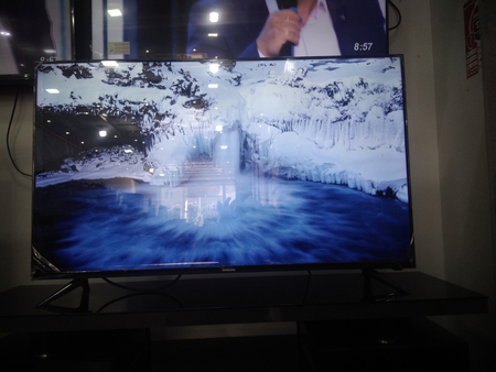 Televizor SAMSUNG43  smart Android 11 galasavoy pult
