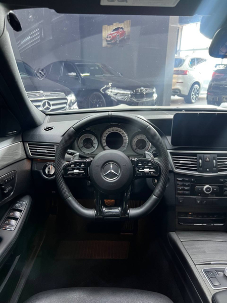 В продаже ! Автомобиль MERSEDES BENZ w212