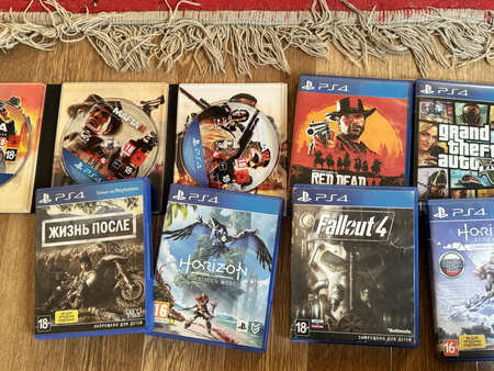 Playstation 4 продается