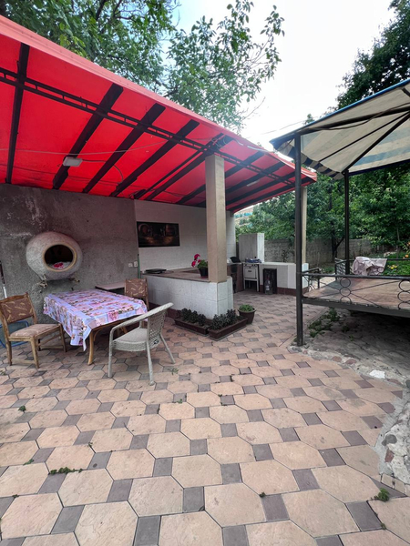 Dacha chorvoq sentrda