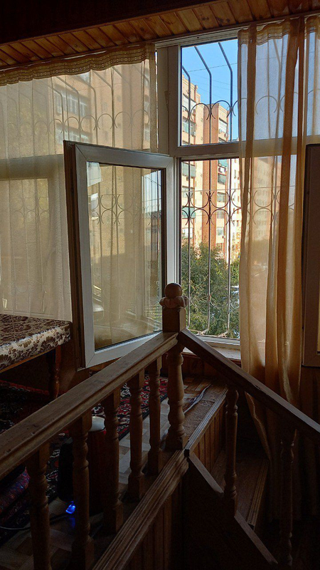 Срочно Продаётся 2-х квартира Юнусабад 9кв, 64²  2/4/4 кирпич