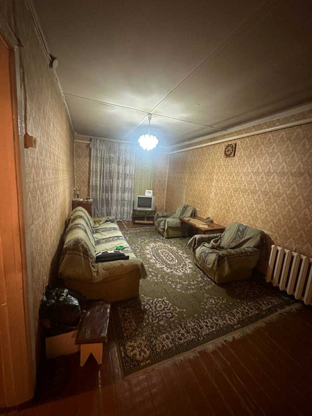 Продаётся Своя! ор-р Кадышева 58 В/Г. 2х комнатная 46кв.м.