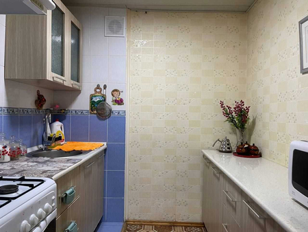 Мирзо-Улугбек, улица Аккурган Трехкомнатная квартира 5/5 (J3601)