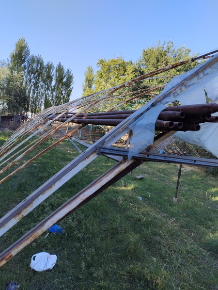 Parnik sotiladi 3 sotik turba ataplenalari  termiz  kilonka bor