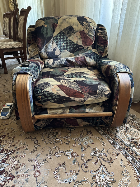 Продается мягкий мебел