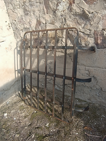 Juguli bagajnik sotiladi