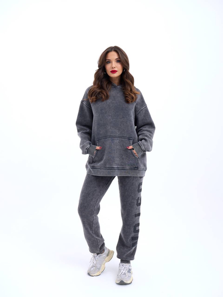 Костюм женский