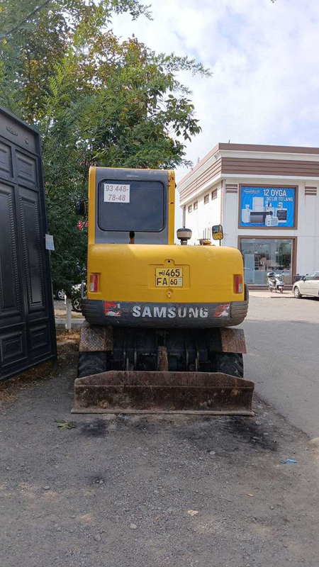 Ekskavator Mini Volvo sotiladi, 2000-yil Moto chas 23 000