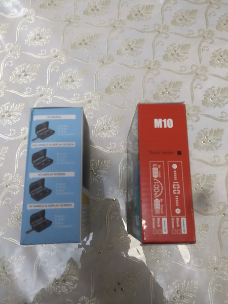 EARBUDS. Аирдодс.