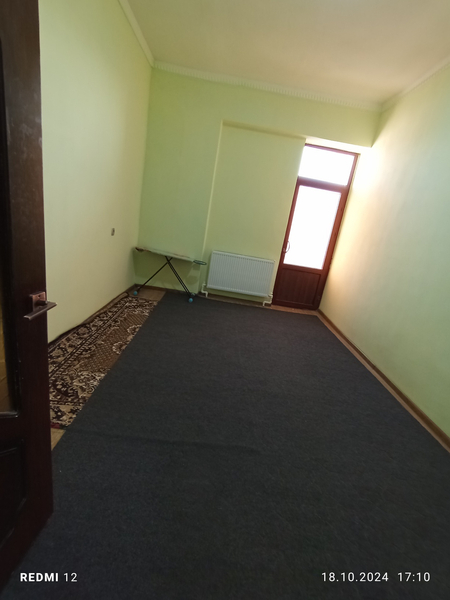 Ижара Шарк1. Бозорча.