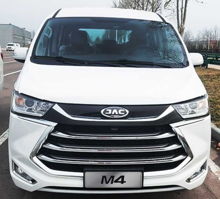 Mikroavtobus JAC M4 oq va qora