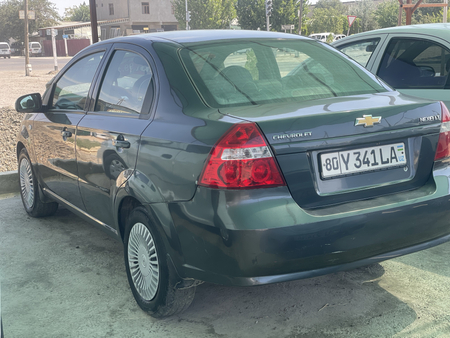 Chevrolet nexia 3
