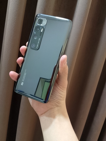 Xiaomi Mi 10 ultra xotira 8/256 imei utgan garantiyasi ham bor