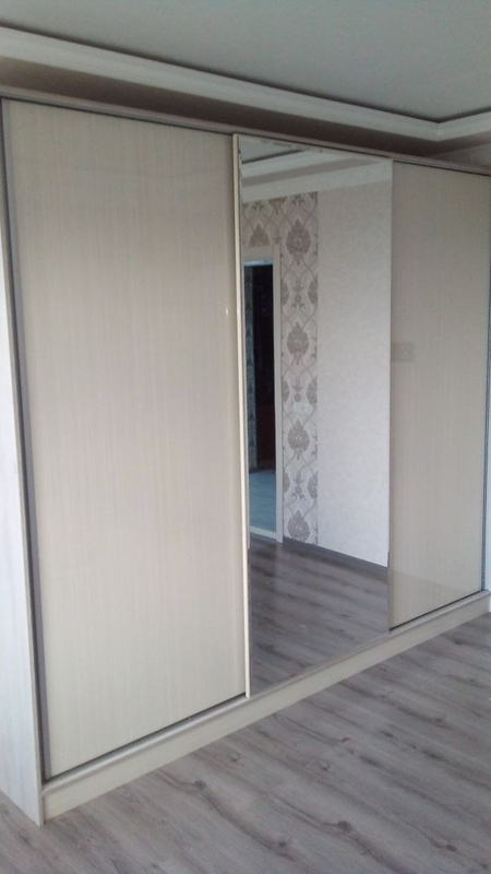 Шкафы и прихожие