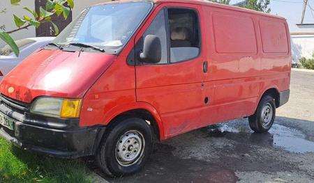FORD sotiladi 1992-yil Fergana