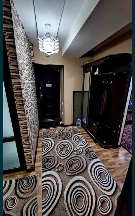 Срочно! На Ш.Руставели - 3х ком, 70 м², Евроремонт+ мебель и техника