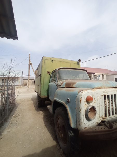 Gaz 53 sotiladi kelishamiz