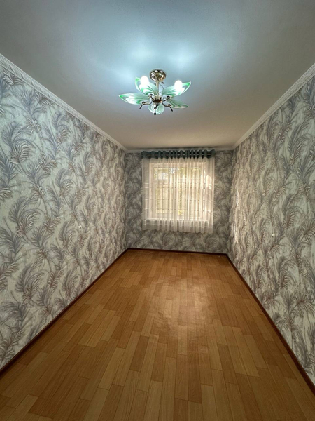 Продается 3 ком. Квартира на 3 этаже площадью 72 кв.м. Адрес Фрунзе