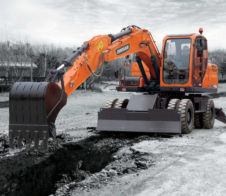 Колесный экскаватор модель DOOSAN марка DX160W