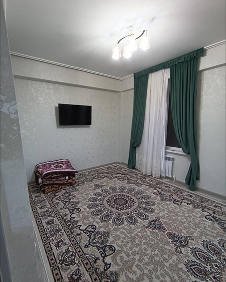 Юнусобад 2.  2/6/9 Жк Хонсарой срочно