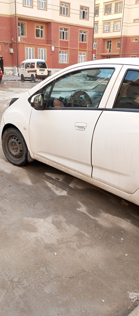 Chevrolet Spark sotiladi