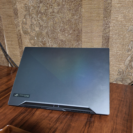 Asus Rog Zephyrus GU502LU 15.6