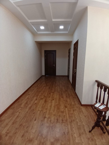 Аренда Дом 3 уровня 5 комнат