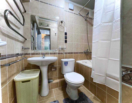 Срочно! На Ш.Руставели - 2х ком, 60 м², Евроремонт+ мебель и техника