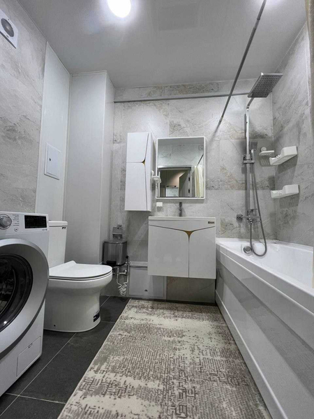 м.Ойбек Ц-7 Vohha Brasserie 1(2)-комн 5/9 42 м² евроремонт меб/тех