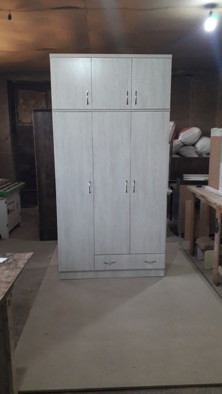 Mebel zakazga yasaladi