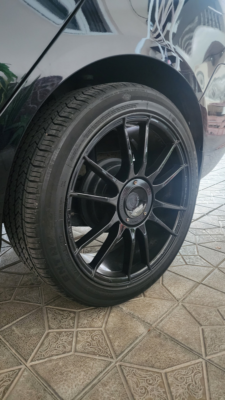 R18 OZ Racing Ultraleggera