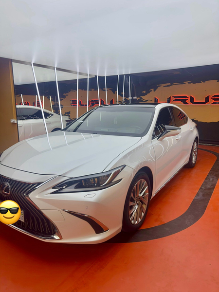 Lexus ES 350 V6 Фулл комплектация Панорама!