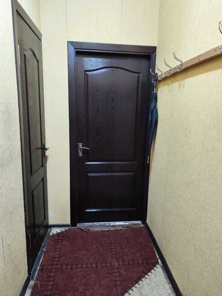 Чиланзар 13 2/3/4, балкон 1,5х3 состояние среднее чистая