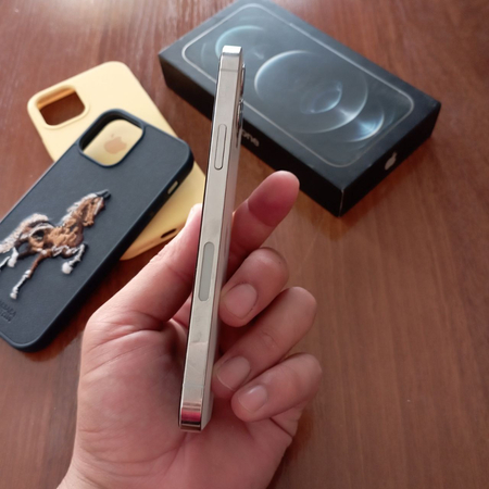 Iphone 12 pro ideal 128 79 yomkost