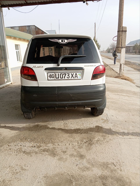 Chevrolet Matiz oq rangda