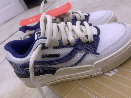 LI NING krossovka